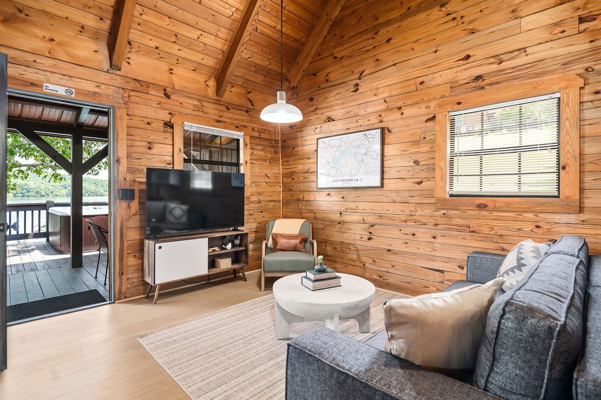 Cabin 13 Rental at Mitchell Creek Marina