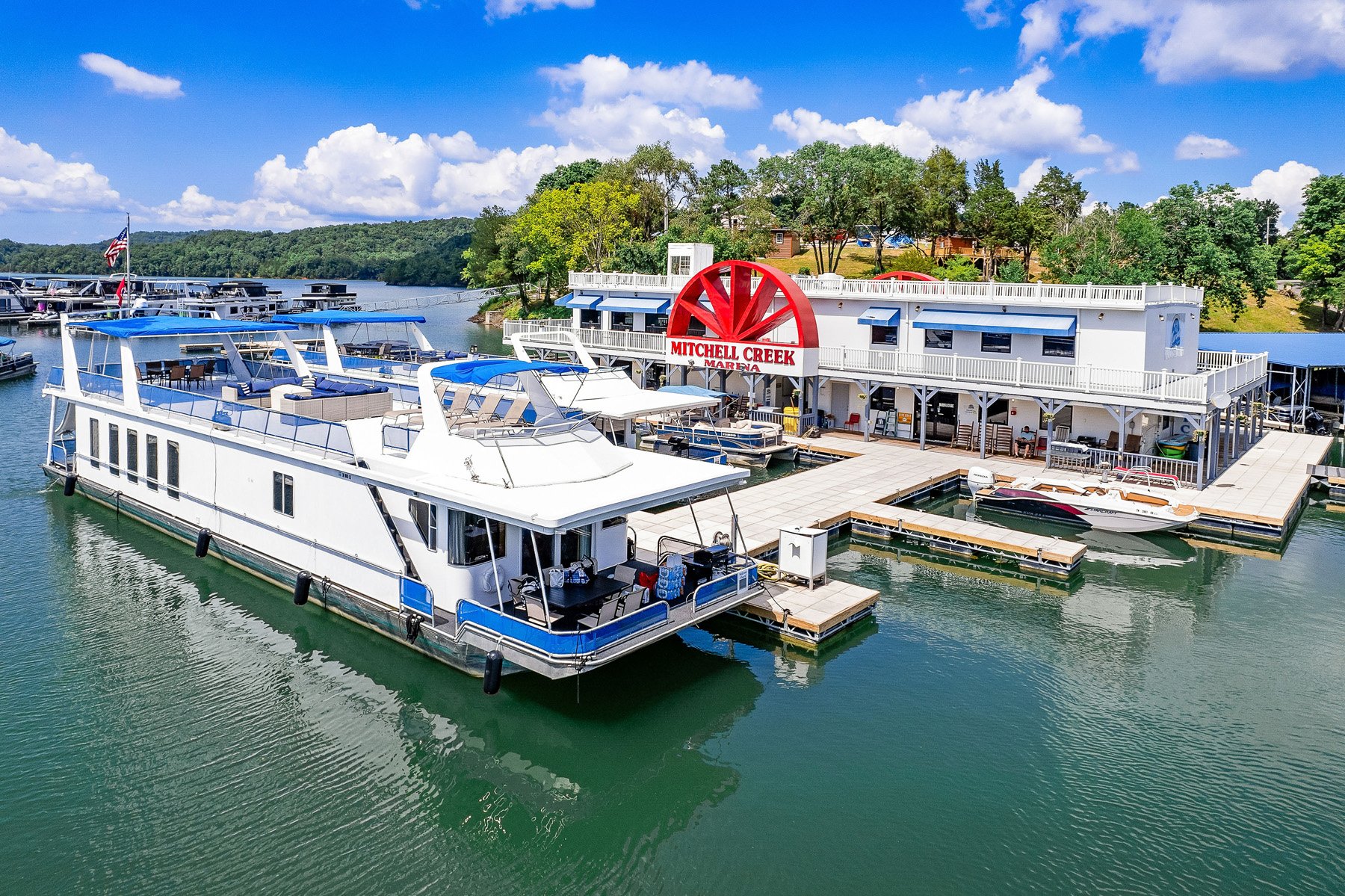 Dale Hollow Lake Houseboat Rentals Mitchell Creek Marina
