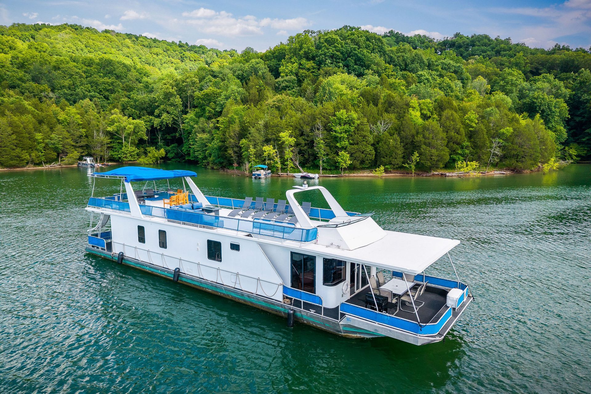 Houseboat 2 | Mitchell Creek Marina