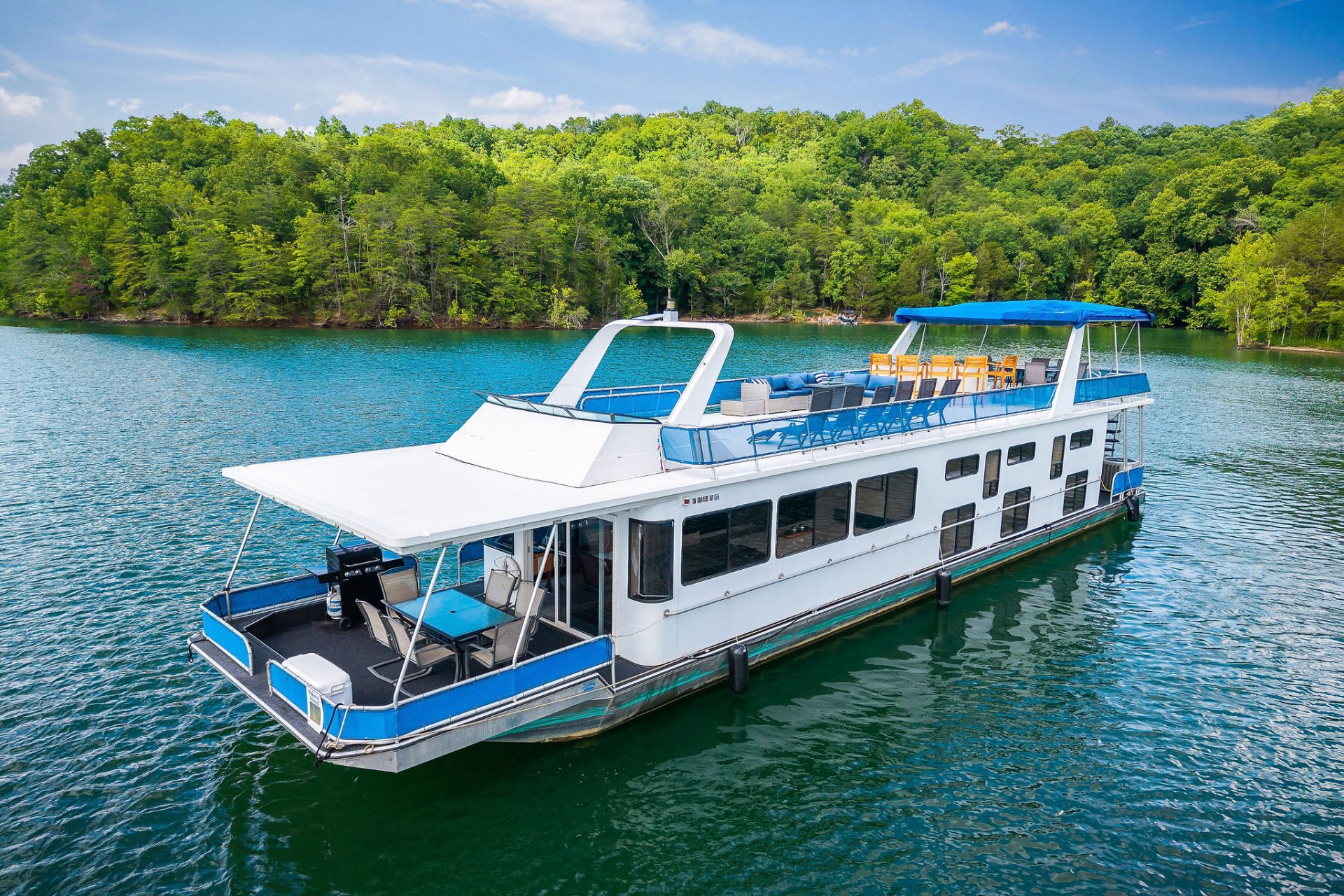 Houseboat 2 | Mitchell Creek Marina